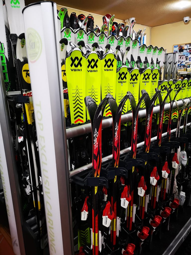 Ski & Snowboard Rental Shop Poiana Brasov | Ski School Brasov